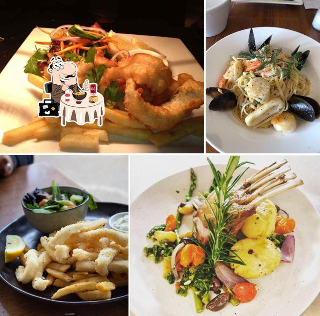 Canadian Bay Hotel, Mount Eliza - Restaurant menu, prices and reviews