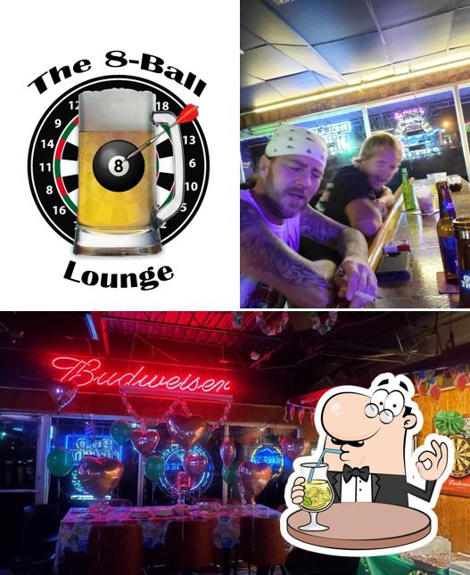 8-Ball Lounge, Sarasota - Restaurant menu, prices and reviews