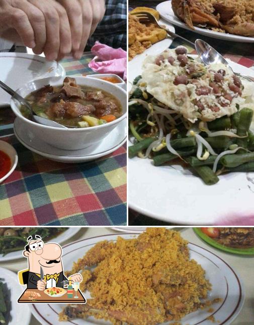Ayam Goreng Suharti restaurant, West Jakarta, Jl. Pesanggrahan No.15a ...