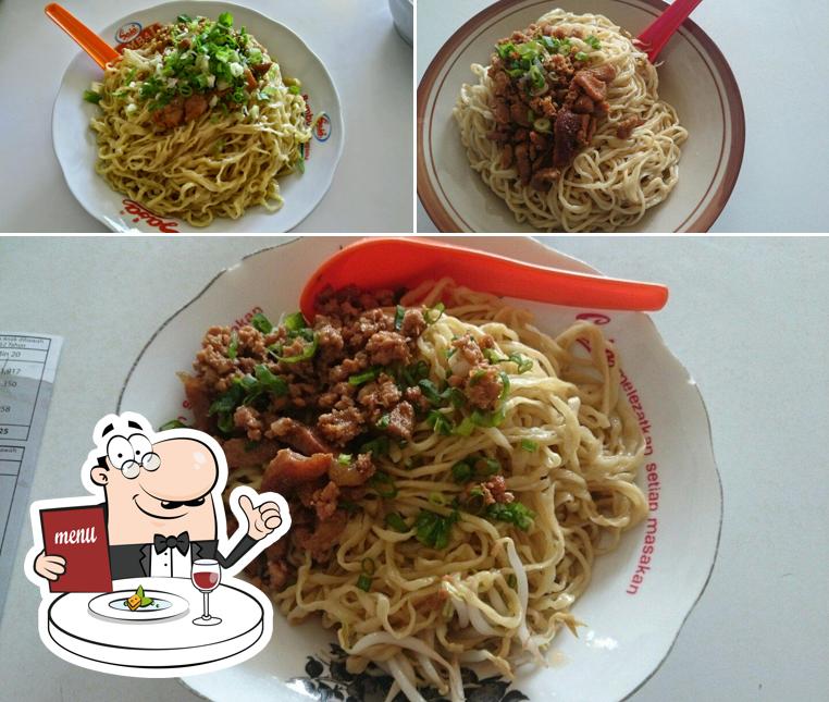 Bakmi Jambi SICA, Jakarta - Restaurant menu, prices and reviews