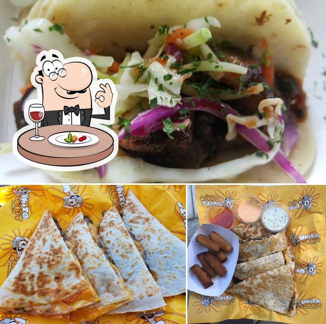 White Rabbit Truck, Anaheim - Restaurant menu, prices and reviews