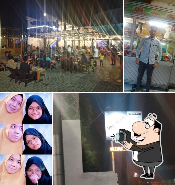 Ray Cafe, Medan, Jl. Tuasan No.112-100 - Restaurant reviews