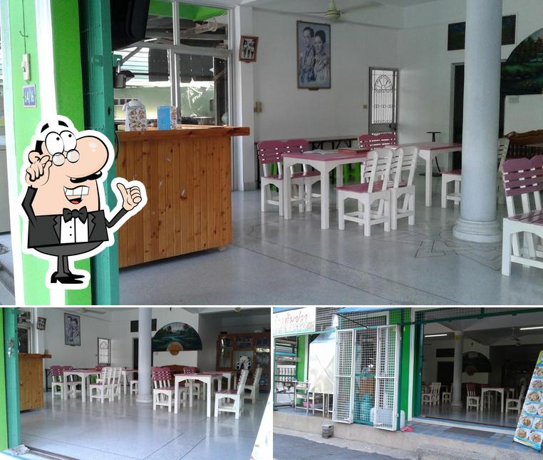 เก๋ากะพงครัวคุณตุ่ม restaurant, Ban Chang
