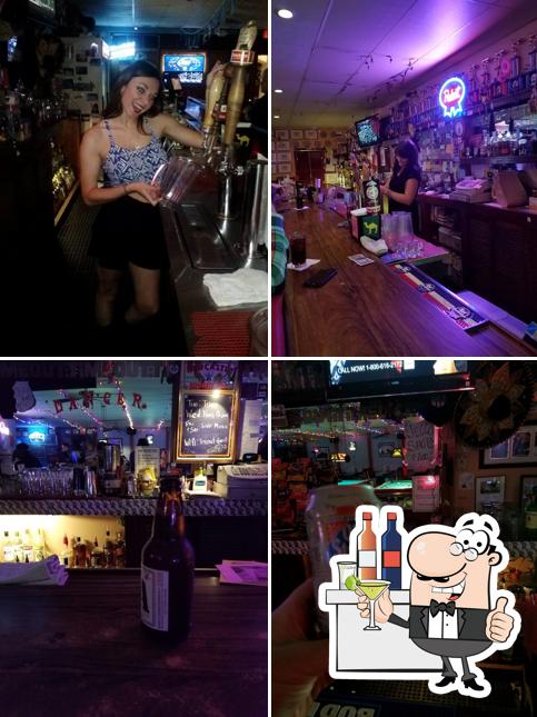 Time Out Lounge, 3129 S Mill Ave in Tempe - Restaurant reviews