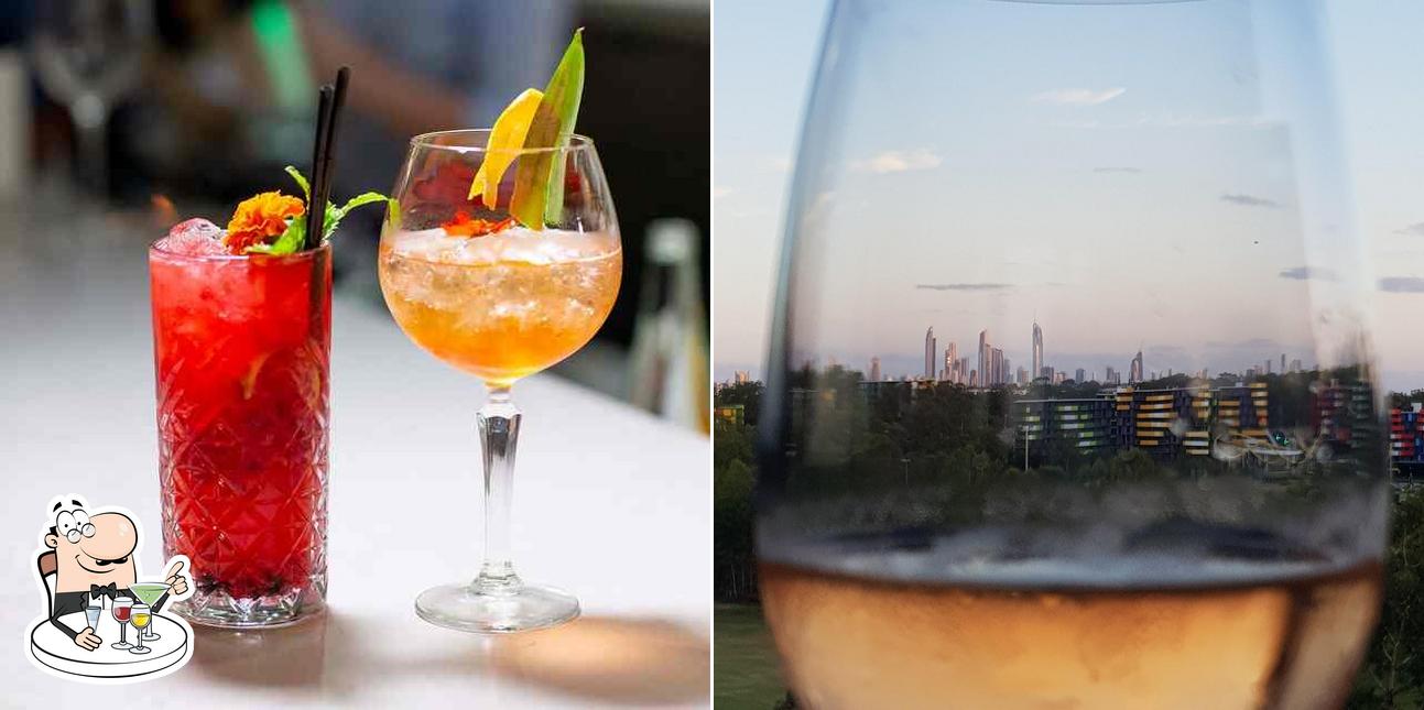 Aviary Rooftop Bar in Southport - Restaurant reviews