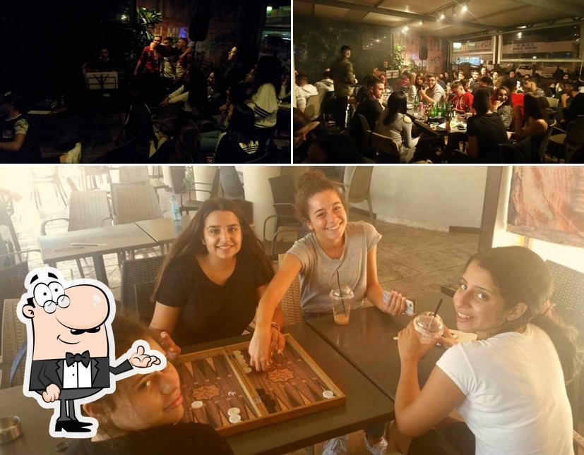 COFFEE TOWN, Larnaca, Georgiou Griva Digeni 29 - Restaurant reviews