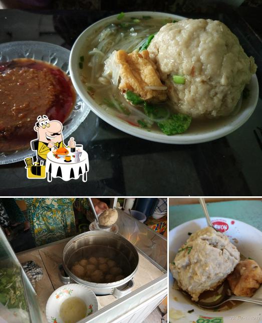 Bakso Jumbo Jagan trowulan cafe, Wonorejo - Restaurant reviews