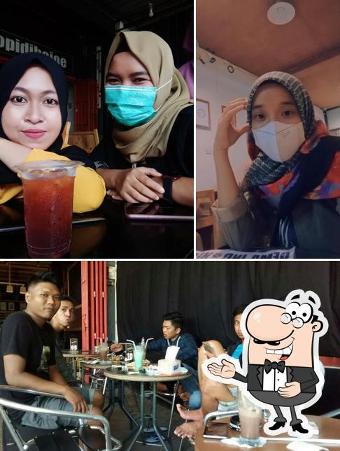 Labuan Cafe (Ngopi Di Bajoe), TA - Opiniones del restaurante