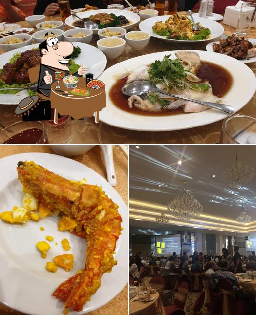 Fortune Star Function Hall, West Jakarta - Restaurant menu, prices and ...