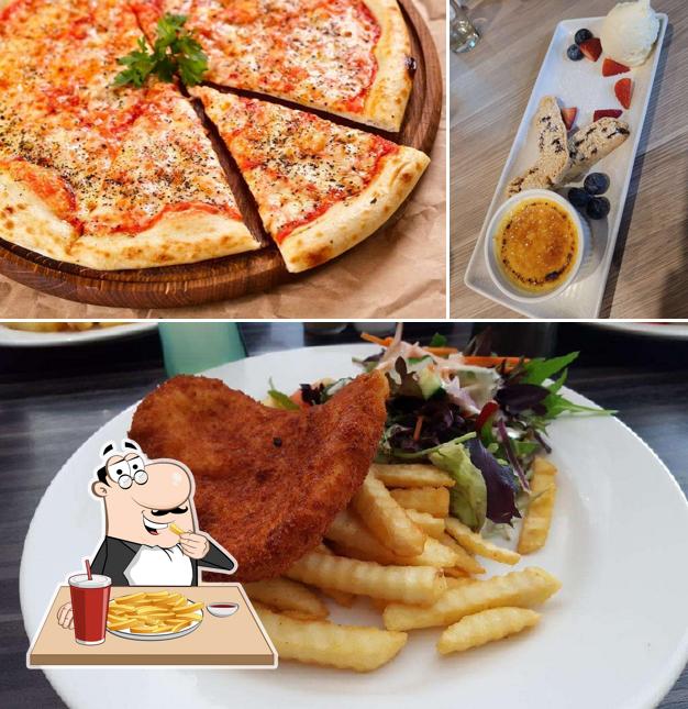 Winmalee Tavern restaurants in Winmalee, summer 2024 - Restaurant Guru