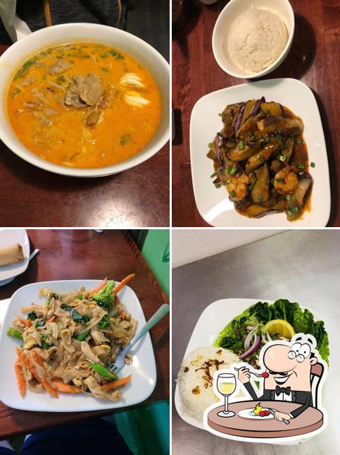 High Peak Asian Restaurant in Lincoln - Restaurant menu and reviews
