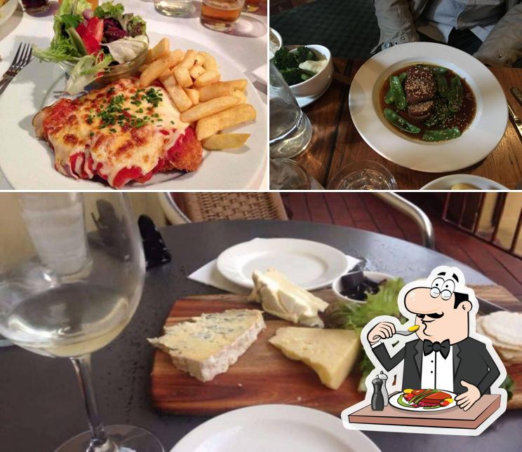 The Lomond Hotel, Brunswick East - Restaurant menu, prices and reviews