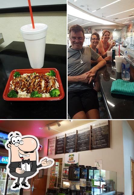 Juice Paradise, 4836 E Chandler Blvd in Phoenix - Restaurant reviews