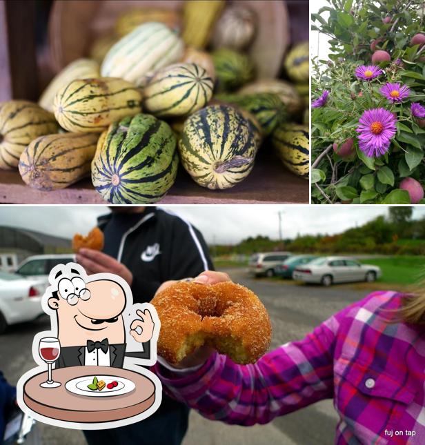Altamont Orchards Inc., Altamont - Restaurant menu, prices and reviews