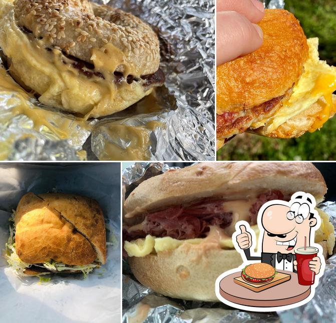 Lil' Market Deli & Bagelry, Ocean Springs - Restaurant menu, prices and ...