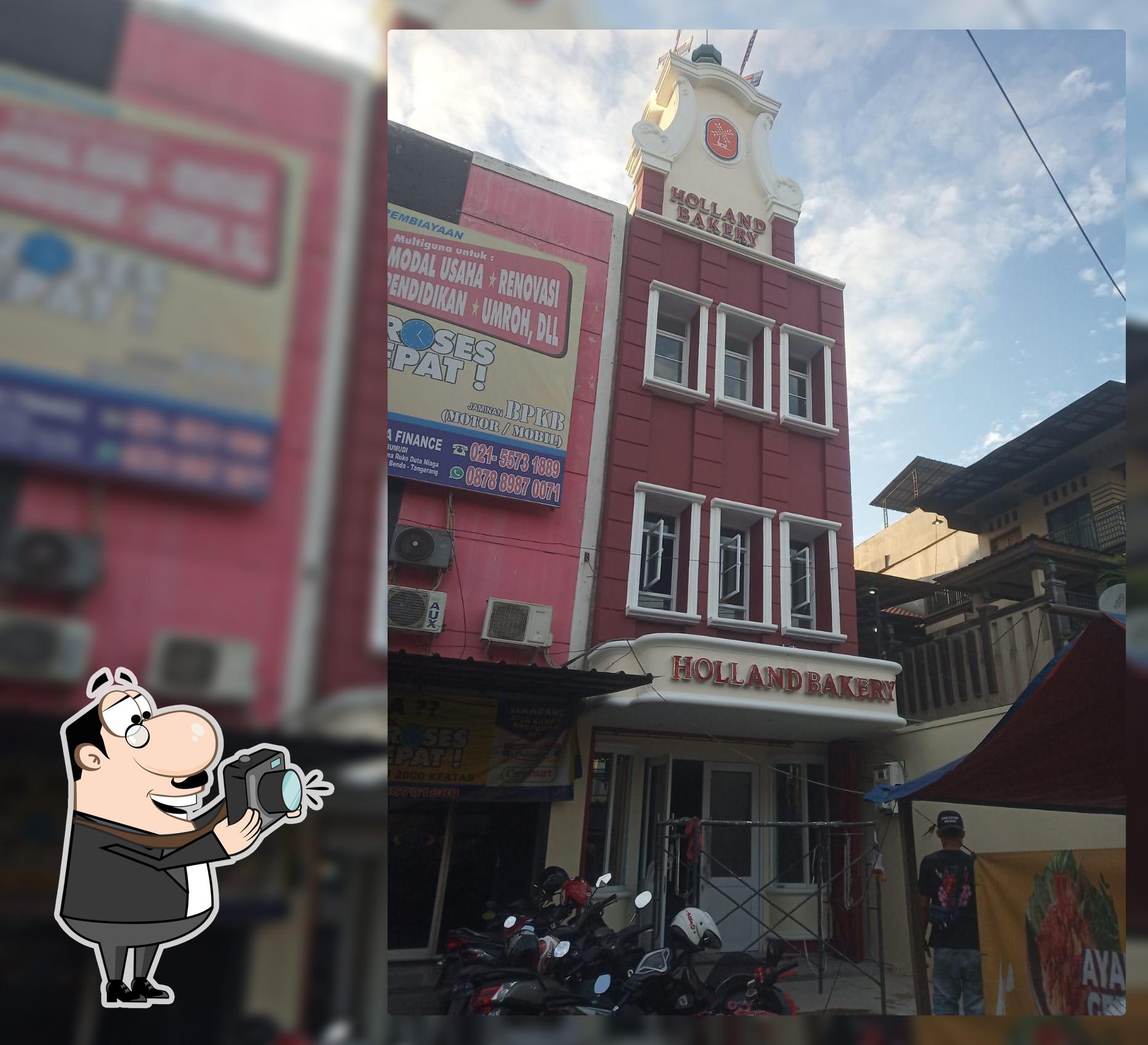 Holland Bakery Jurumudi, Tangerang - Restaurant reviews