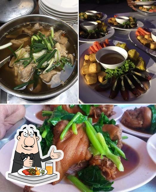 เลิศรสโภชนา restaurant, Tha Yang - Restaurant reviews