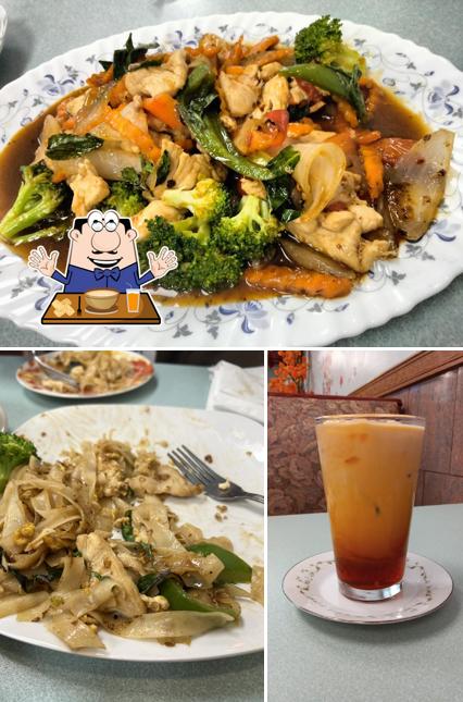 Gold Star Thai Restaurant, Youngstown - Restaurant menu, prices and reviews