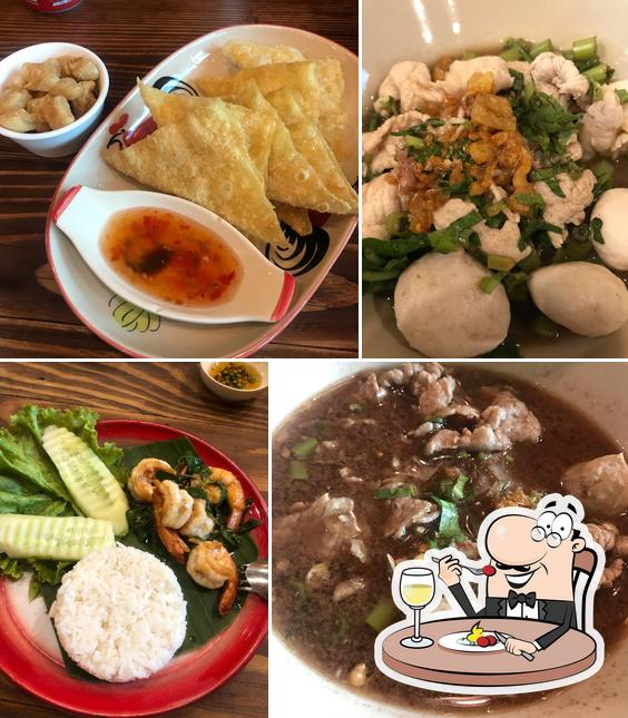 Klom Klom Boat Noodle, Bangkok - Restaurant reviews
