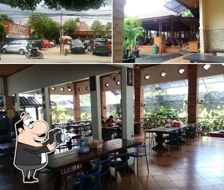 Soto Bu Tjondro, Depok - Restaurant menu, prices and reviews
