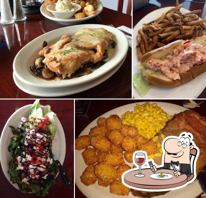 12 Ocean Grill, Seabrook - Restaurant menu, prices and reviews