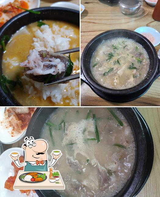 Giant Oriental sundaeguk restaurant, Jeongseon-gun - Restaurant reviews