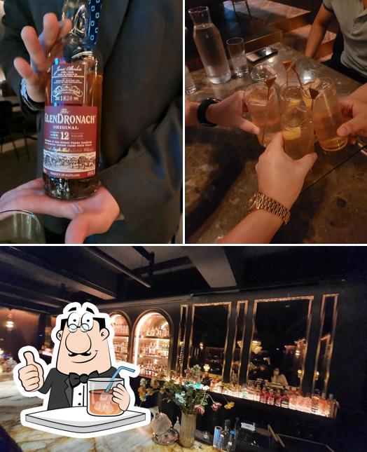 Daegu dongseongro whiskey bar & pub GROVE lounge, Daegu - Restaurant ...