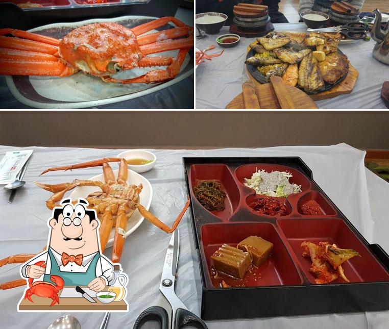 동명항생선숯불구이 Dongmyeonghang Saengseon Sutbulgui restaurant, Sokcho-si ...
