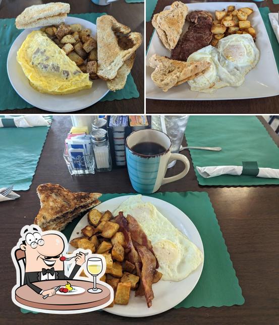 Casey's Cafe and Bakery, 2306 US-11 in North Bangor - Restaurant reviews