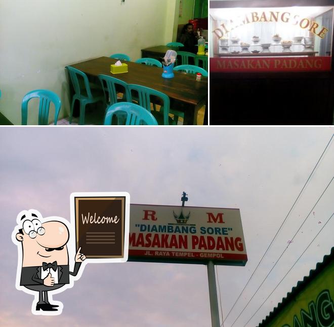 Restaurante RM. Padang Diambang Sore, Porong - Opiniones del restaurante