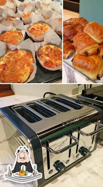 Spire Cafe, Brentford - Restaurant menu, prices and reviews
