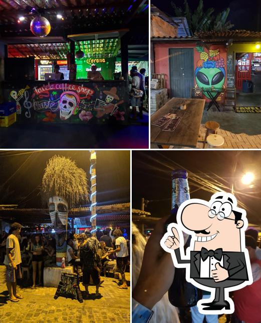 Pub y bar Favela Coffee Shop, Itacaré, R. Pedro Longo - Opiniones del ...