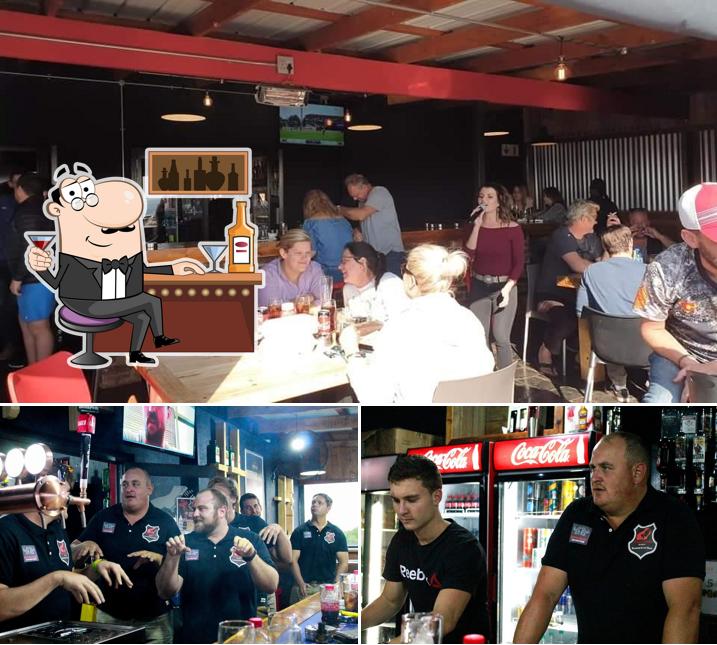 Crossroads on R513 pub & bar, Roodeplaat, Kameelfontein Road ...