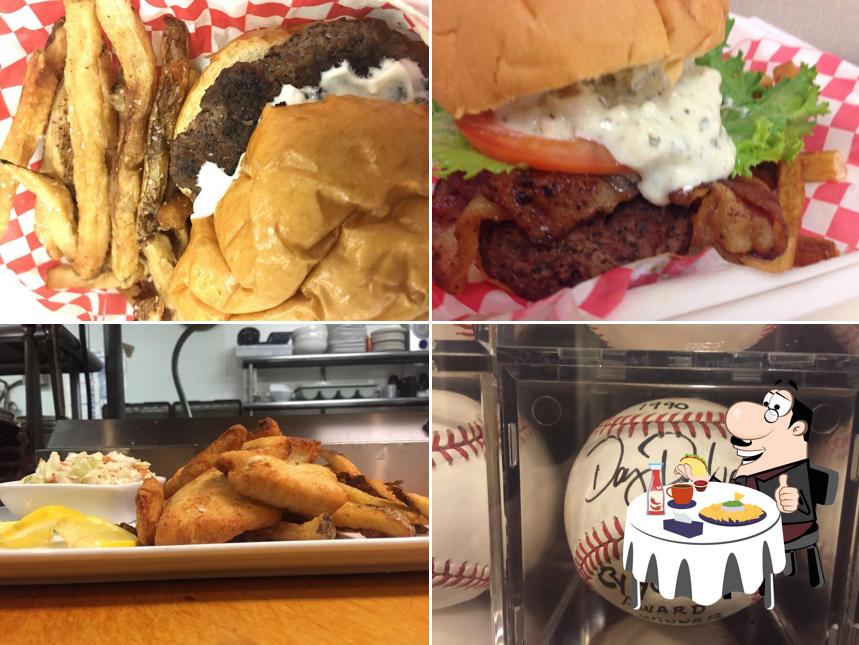 Clark Bar & Grill, Pittsburgh - Restaurant menu, prices and reviews