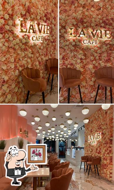 La Vie Cafe Manchester, Manchester - Restaurant menu, prices and reviews