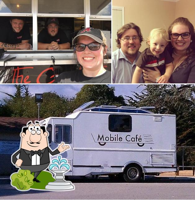 Mobile Cafe 2 in USA - Restaurant reviews