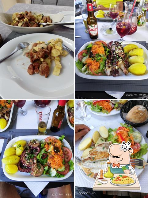 Mar azul restaurant, Nazaré, Largo das Caldeiras 13 - Restaurant reviews