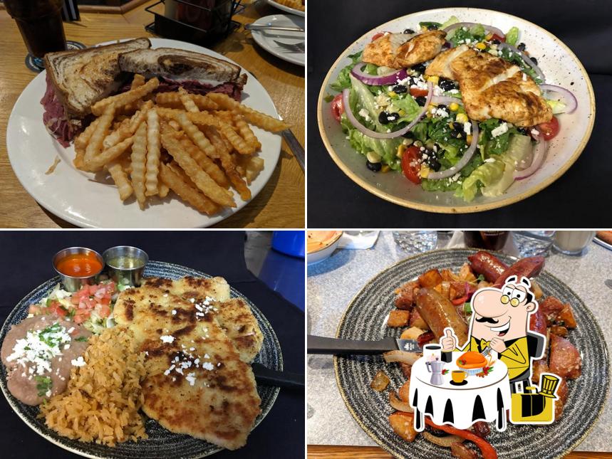 Top 5 restaurants with seafood pizza in Delafield, september 2025 ...
