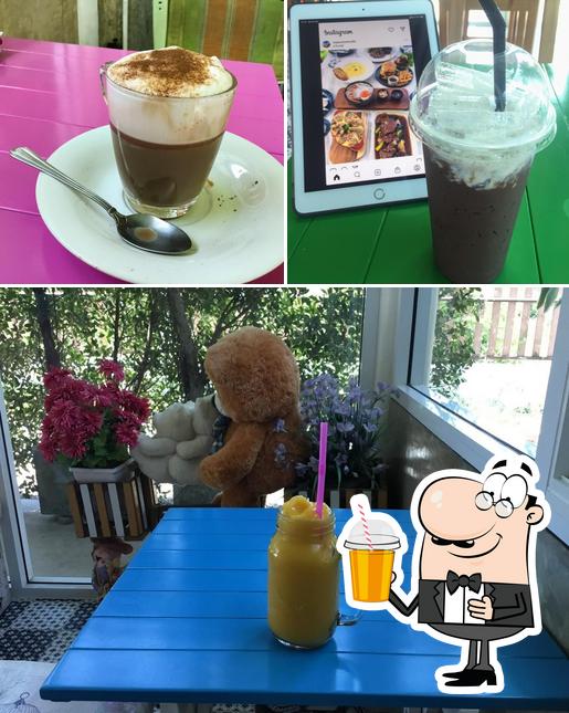 Cafe @ Crocodile, U Thong