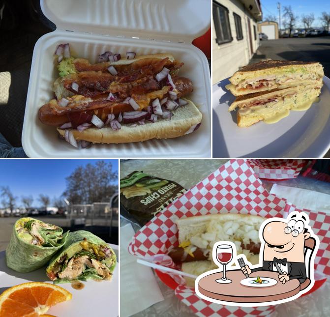 Howling Dog Cafe, Lakeport - Restaurant menu, prices and reviews