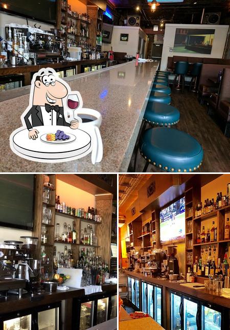 Nighthawk, 4744 N Kimball Ave in Chicago - Restaurant reviews