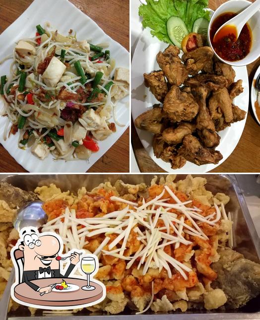 Golden Star Food Festival, Bandar Lampung - Restaurant menu, prices and ...