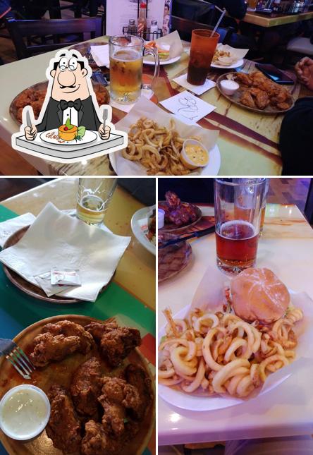 Hooters, 850 Providence Hwy in Dedham - Restaurant menu and reviews