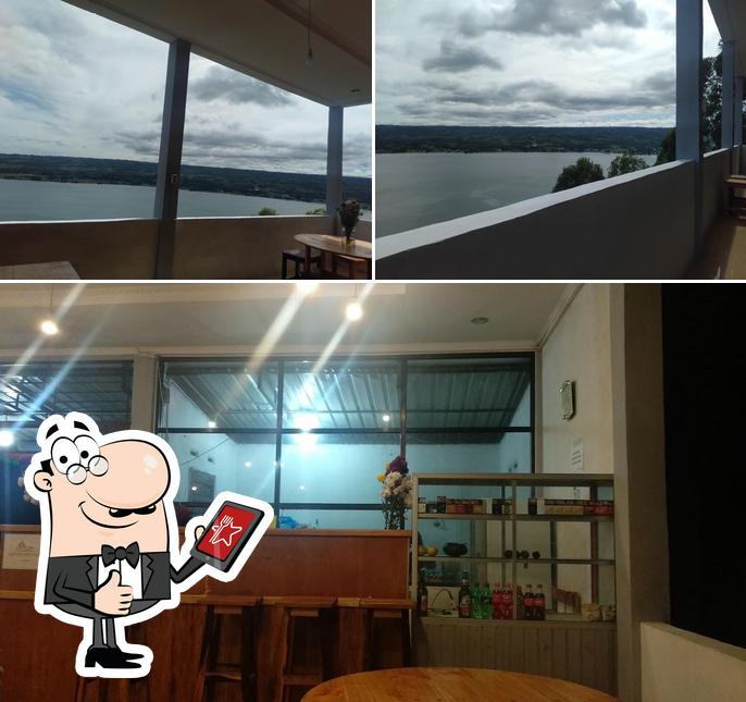 Pub y bar Ruma Holy Panatapan coffee shop, Pangururan - Opiniones del ...