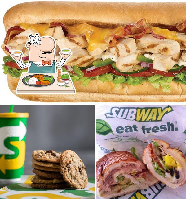 Subway, 825 Pacific Ave in Santa Cruz - Restaurant menu and reviews