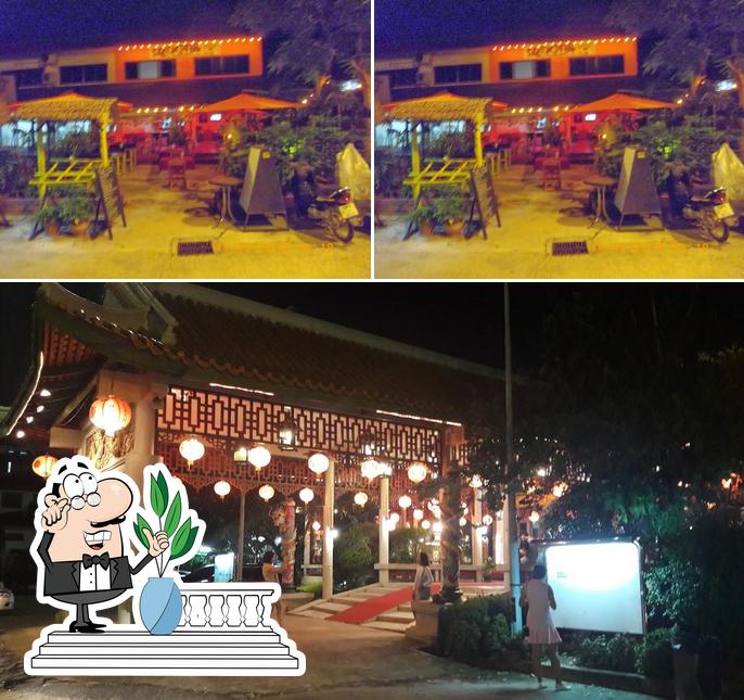 Strawberry Moons restaurant, Bang Kaeo - Restaurant reviews