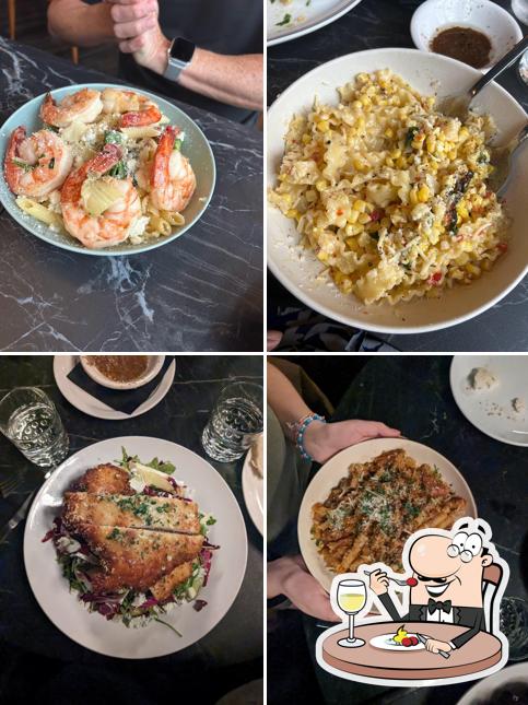 Tony D's, 1290 University Ave in Rochester - Restaurant menu and reviews