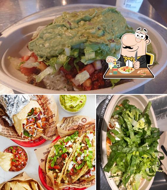 Chipotle Mexican Grill, 1100 Ken Pratt Blvd B in Longmont - Restaurant ...