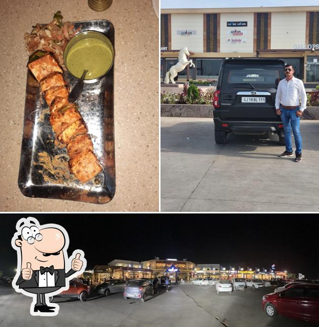 Gallops Food Plaza Limbdi, Ahmedabad - Restaurant reviews
