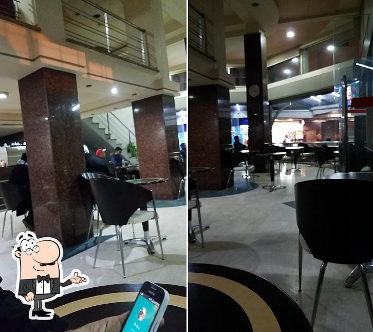 Café Ryad Zoubir cafe, Casablanca - Restaurantbewertungen